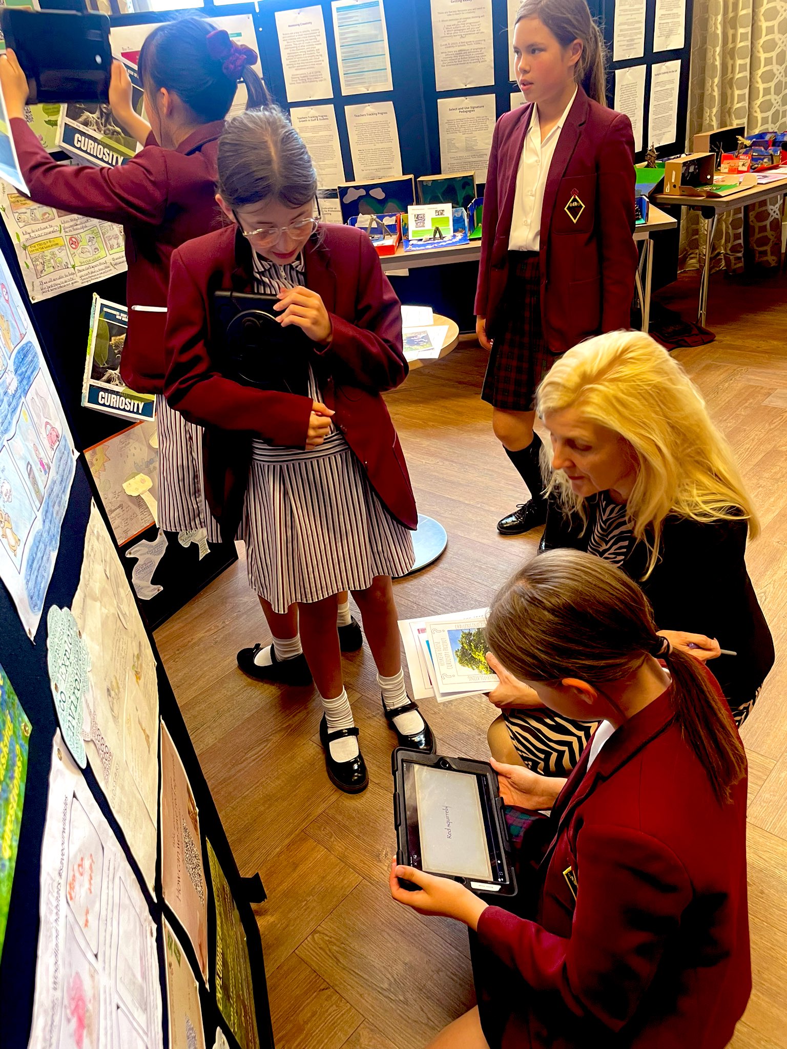 Creative thinking in education – FRANKIE LOWE